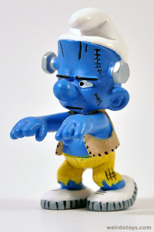 Happy Smurfoween! - Weirdo Toys